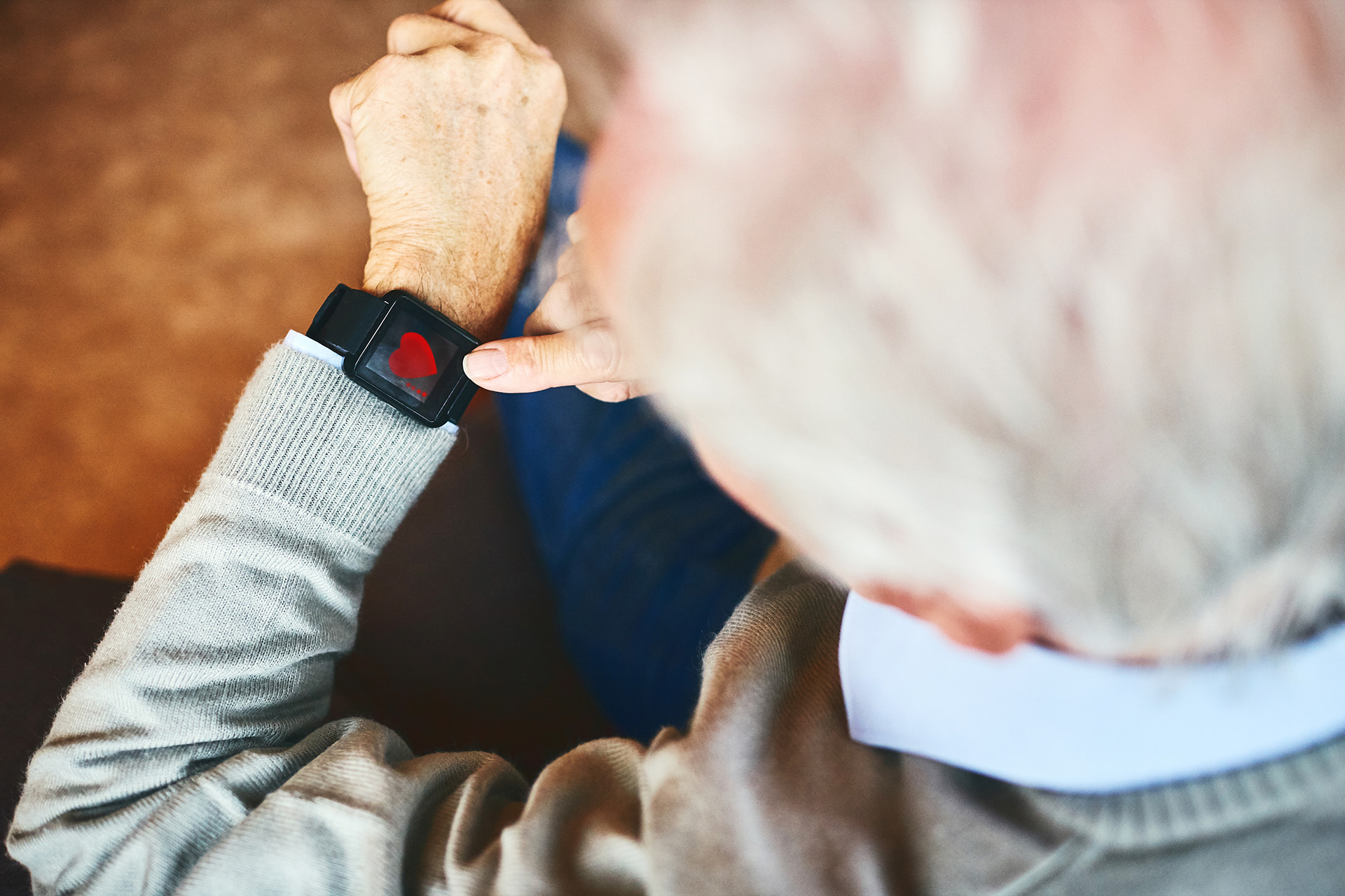 How a Heart Monitor Watch Helps You Take Gentle Care of Your Heart ...